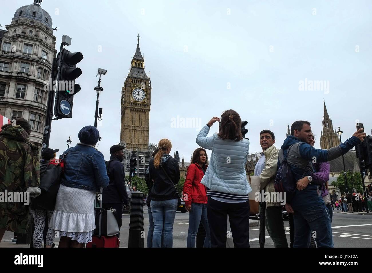 London, UK. 21st August 2017. Big Ben bongs at midday and is expected ...