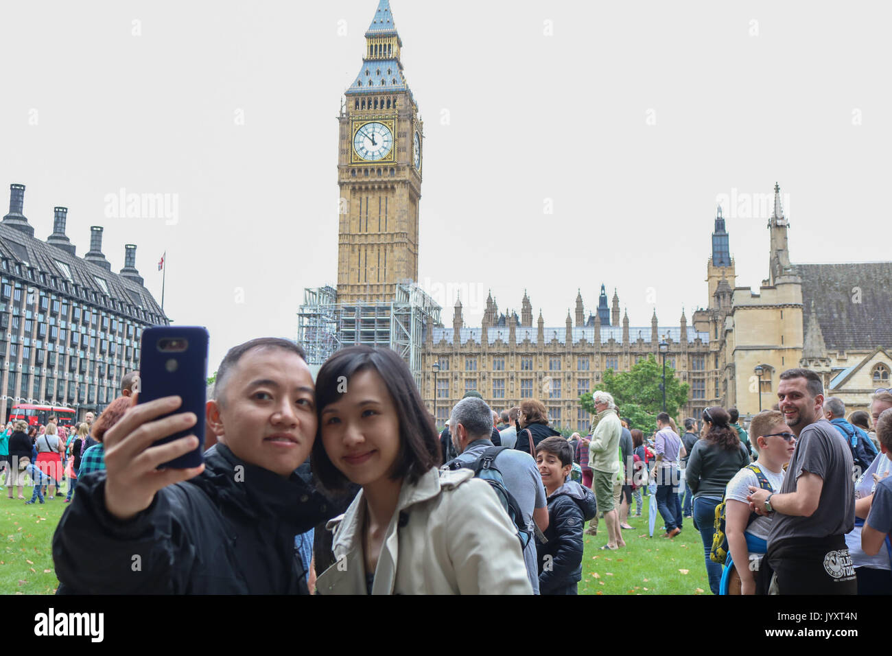 Big ben sounds hi-res stock photography and images - Alamy
