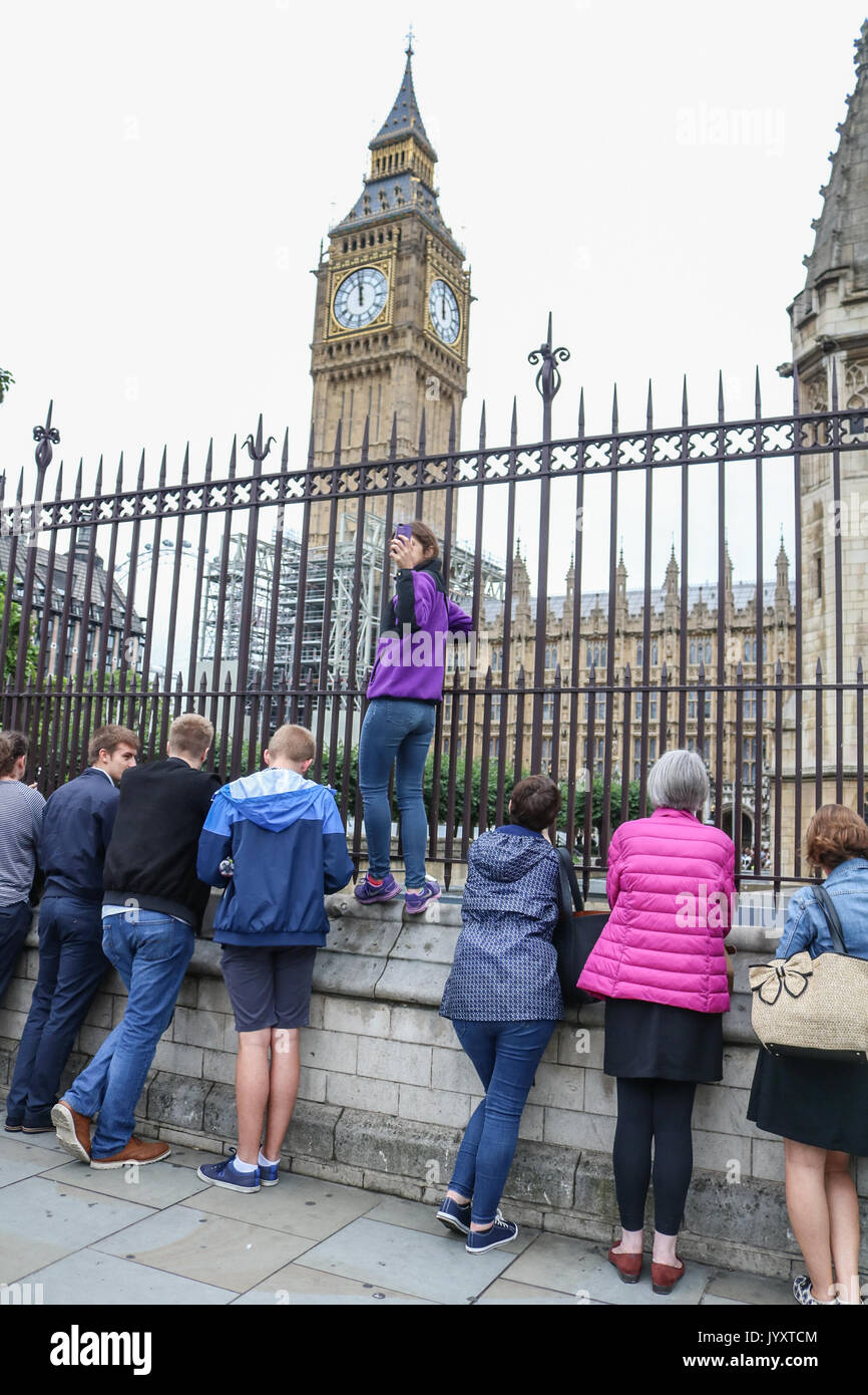 Big ben falls silent hi-res stock photography and images - Alamy