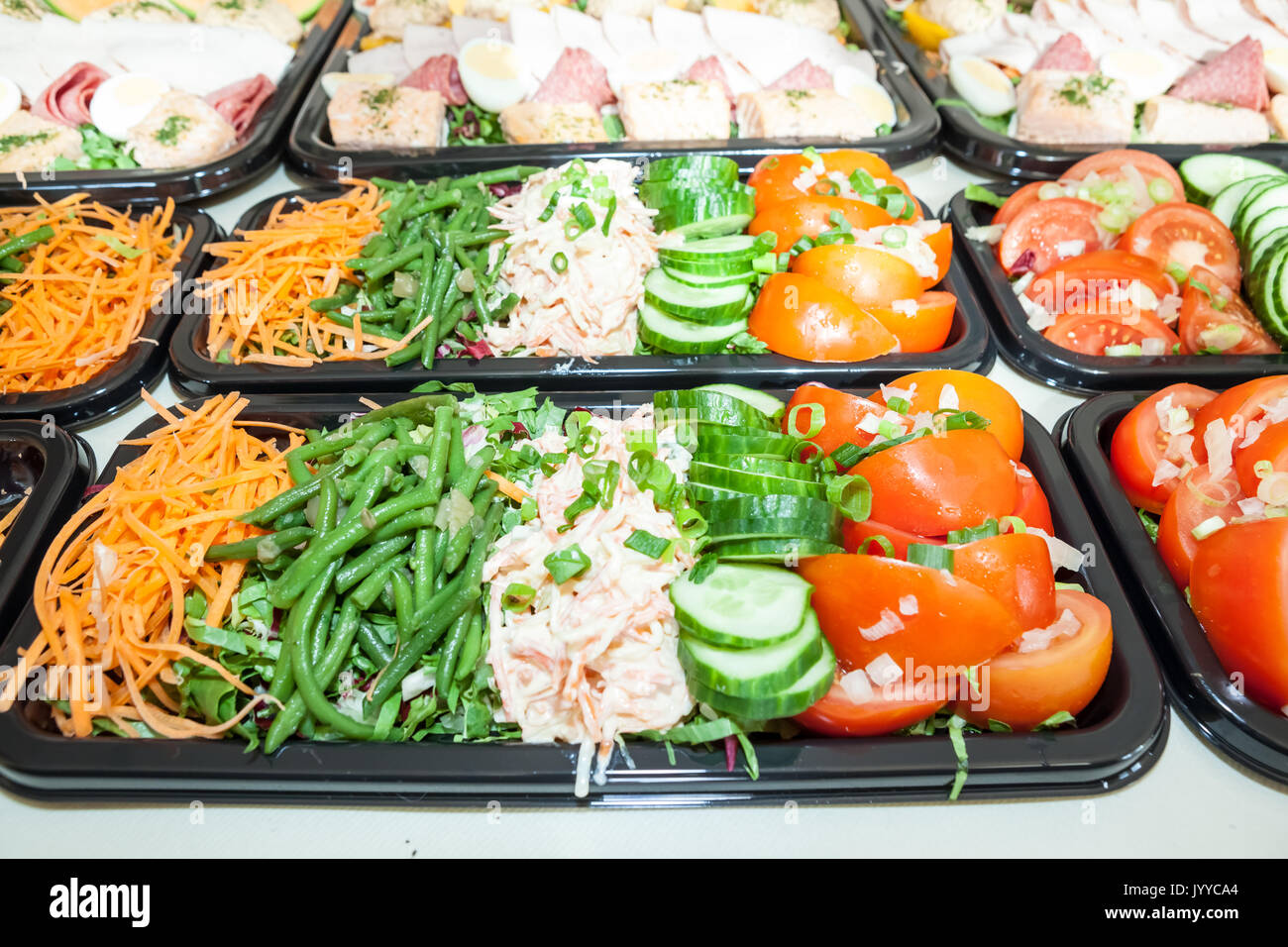 Top view plastic plates hi-res stock photography and images - Alamy