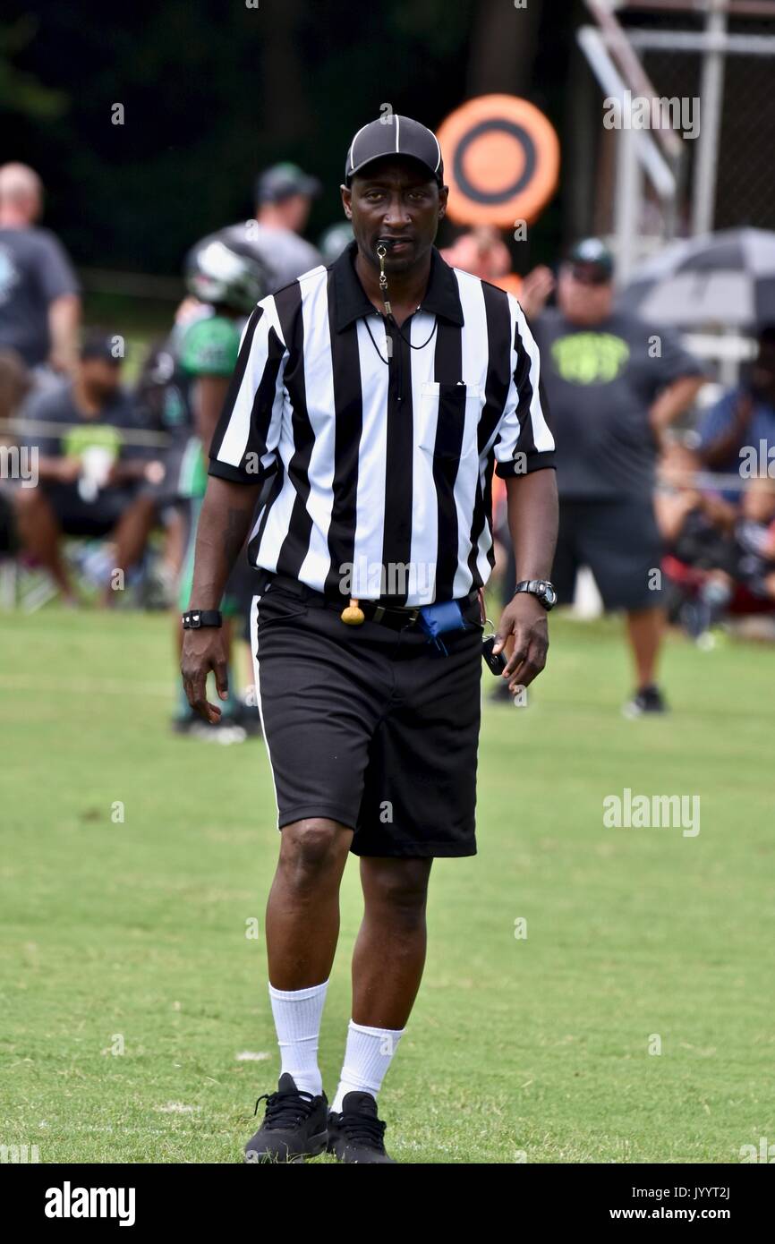 American football ref hi-res stock photography and images - Alamy