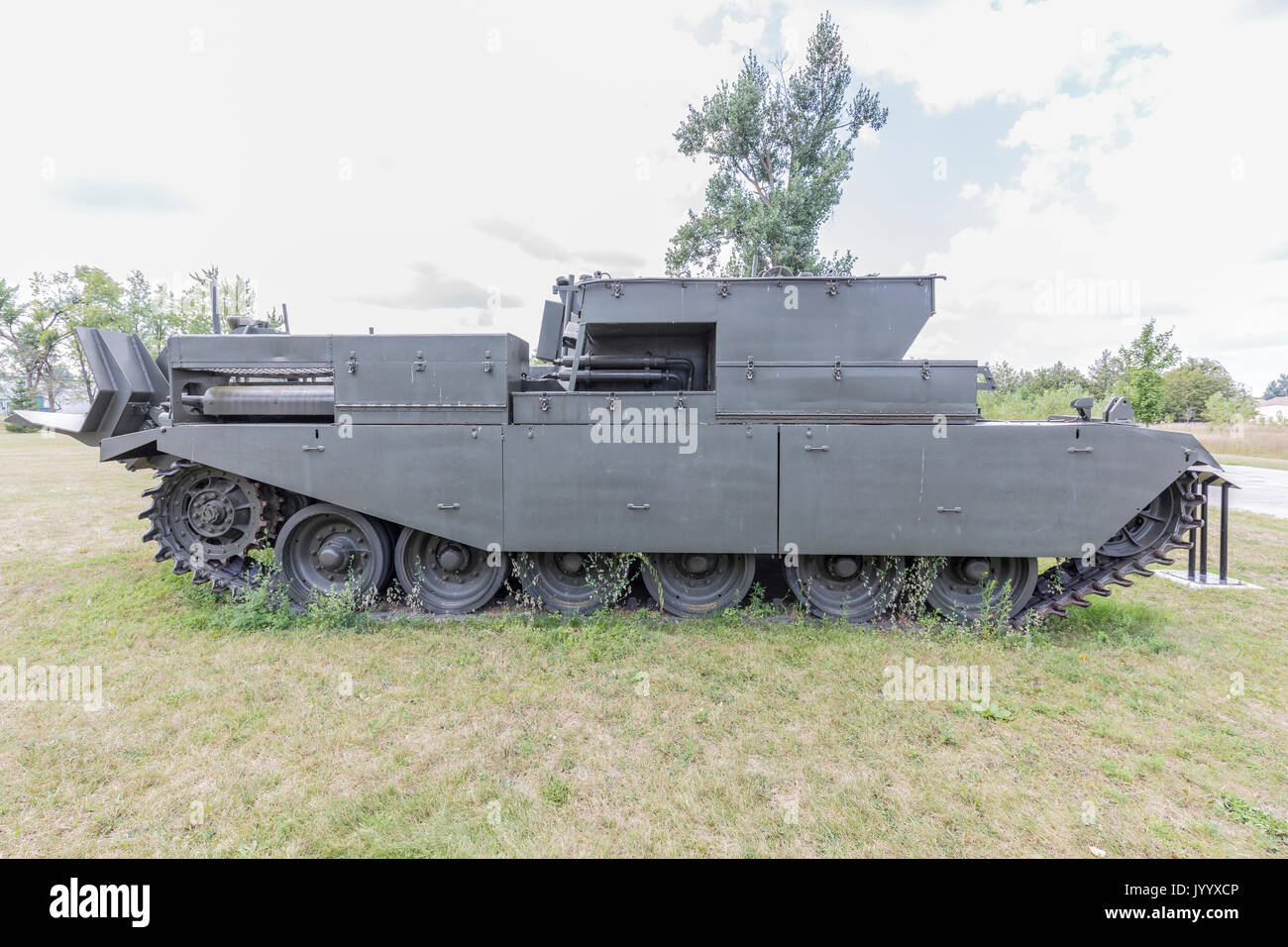 Military recovery vehicles hi-res stock photography and images - Alamy