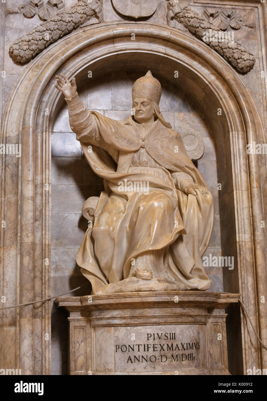 Medieval italian ruler hi-res stock photography and images - Alamy