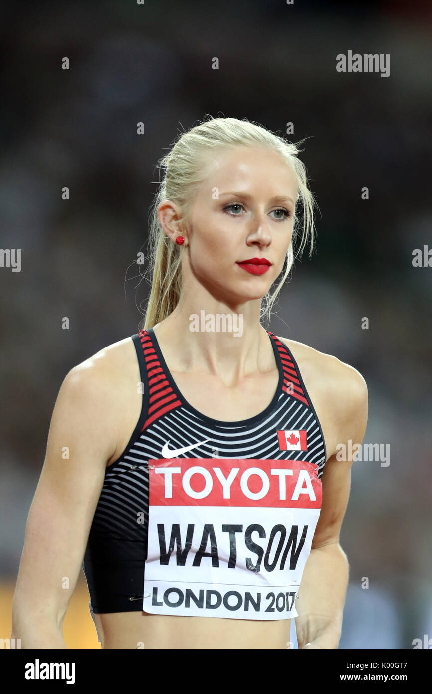 Pretty female sprinter hi-res stock photography and images - Alamy