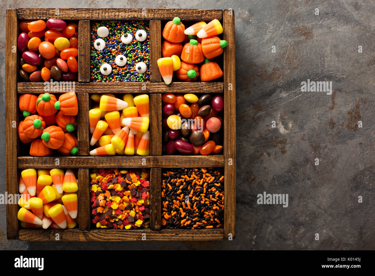 Halloween candy assortment hi-res stock photography and images - Alamy