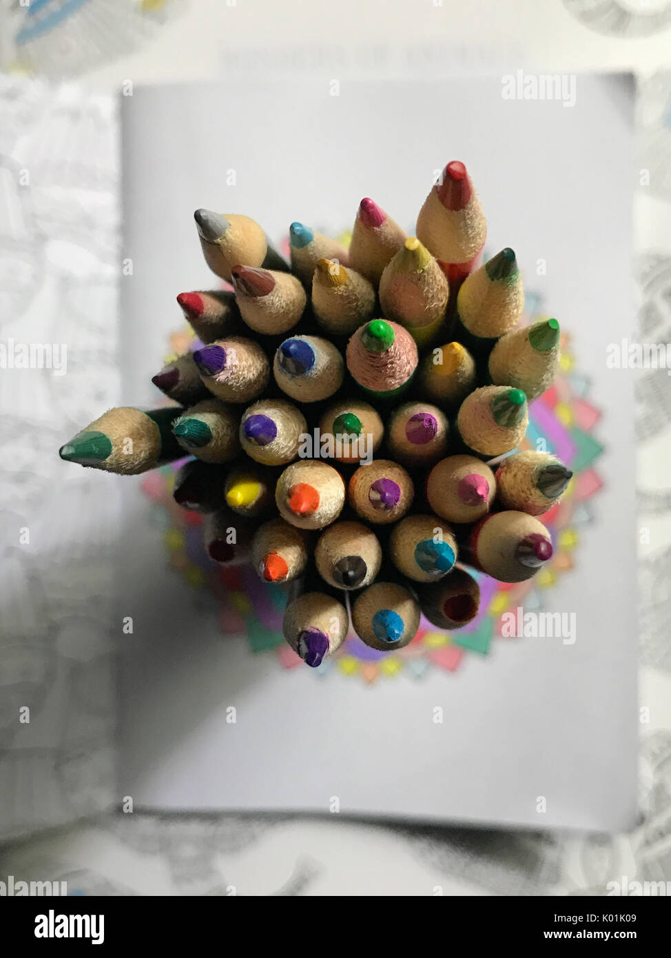 Bundle pencils hi-res stock photography and images - Alamy