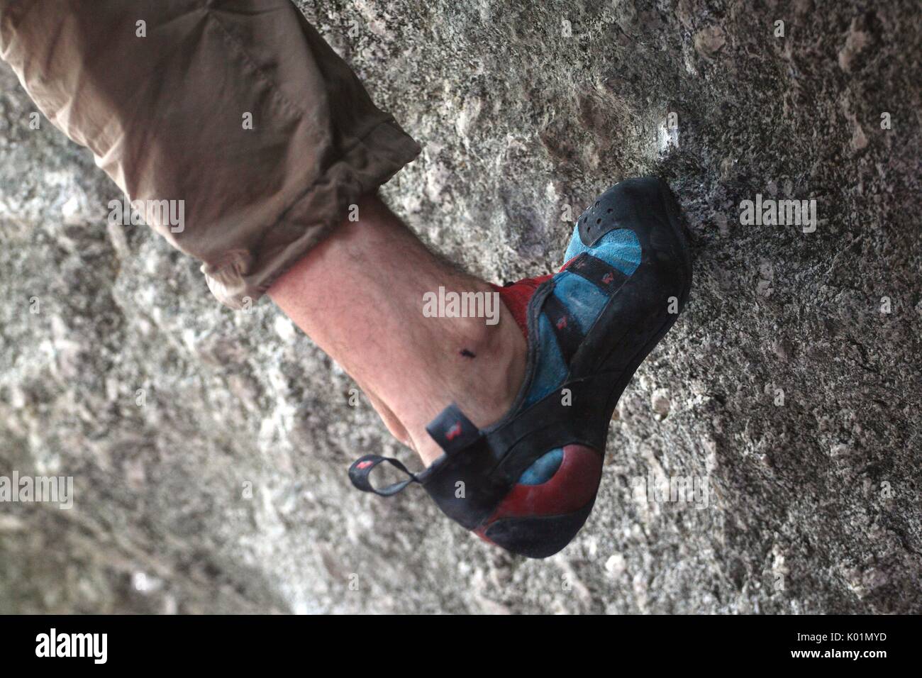 The position of the foot is very important for the climbers. Masino ...