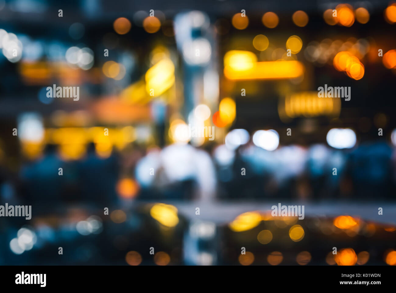 Happy hour bar hong kong hi-res stock photography and images - Alamy