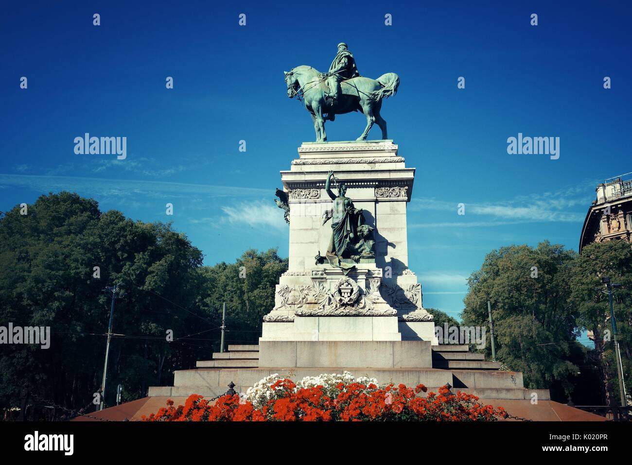 Giuseppe Garibaldi monument in Milan, Italy Stock Photo - Alamy