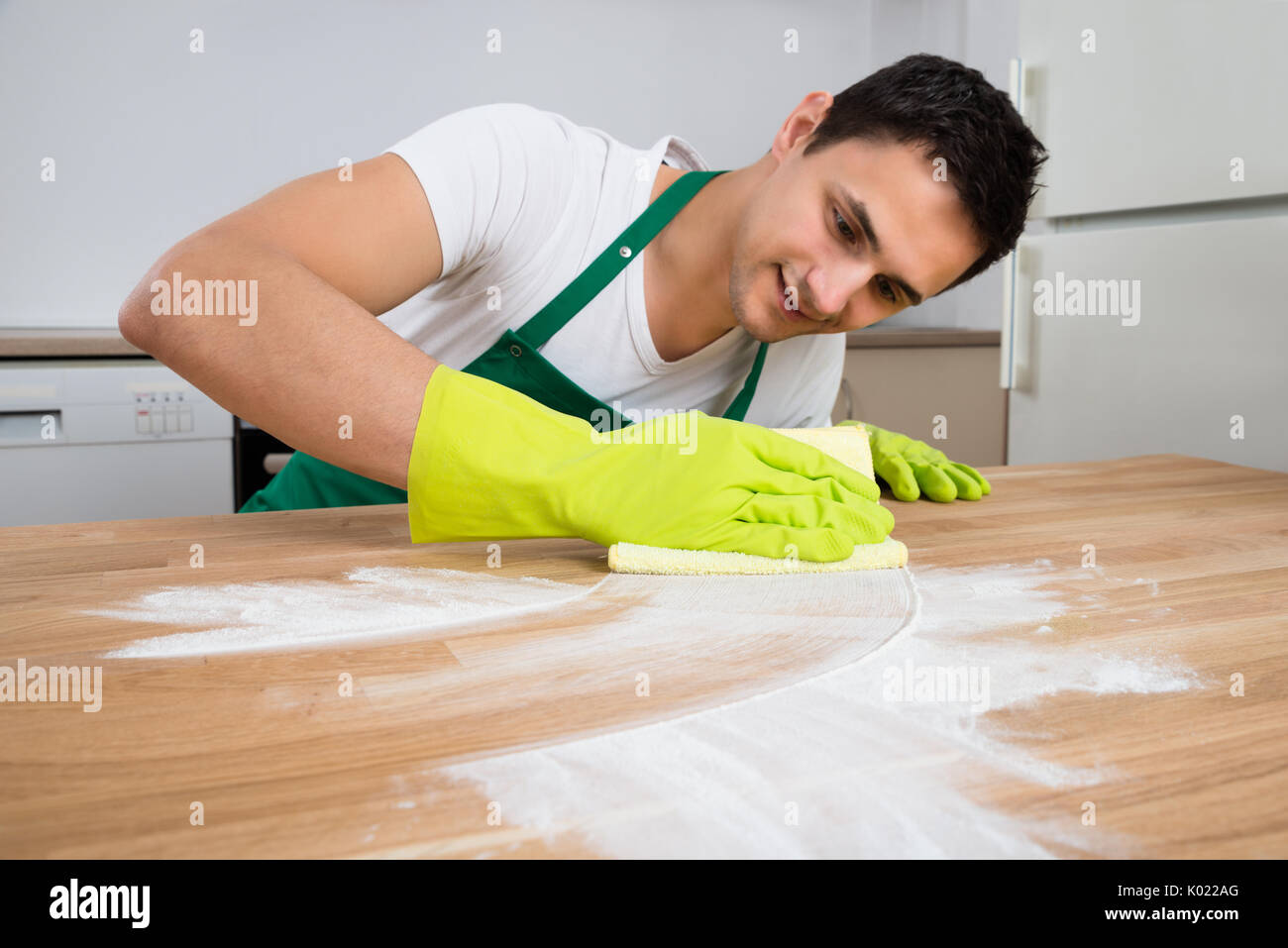 Professional table hi-res stock photography and images - Alamy