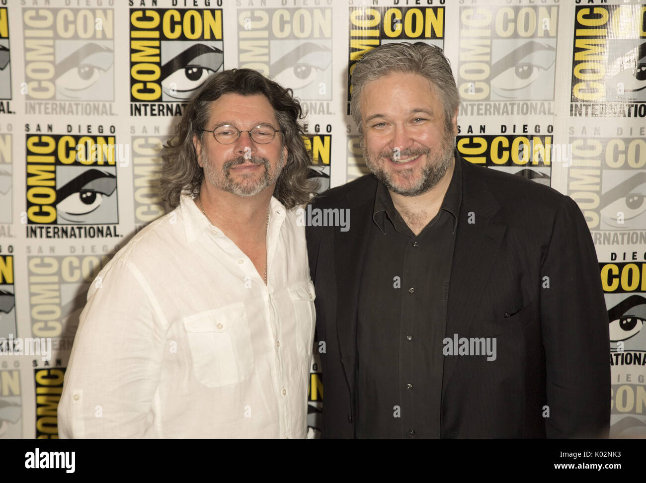 David eick and ronald d moore hi-res stock photography and images - Alamy