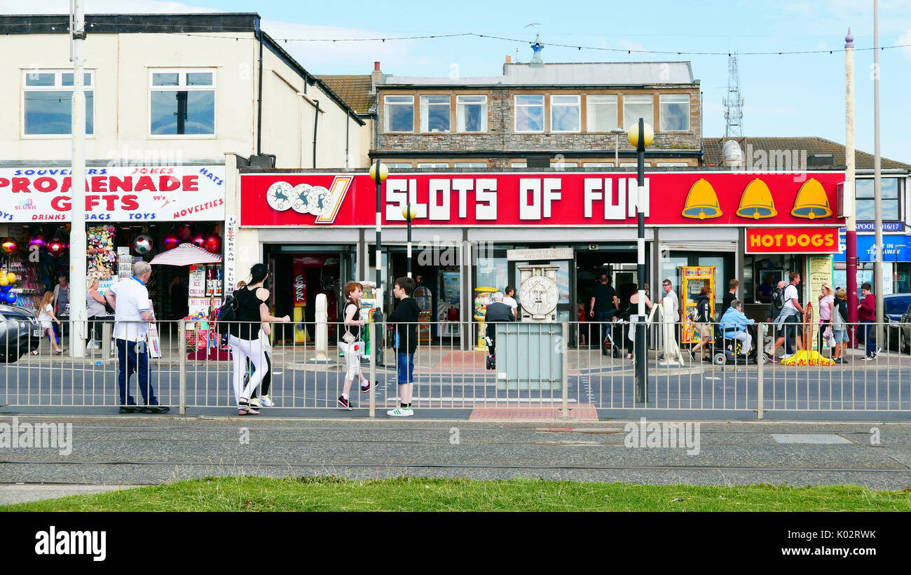Blackpool arcade exterior hi-res stock photography and images - Alamy