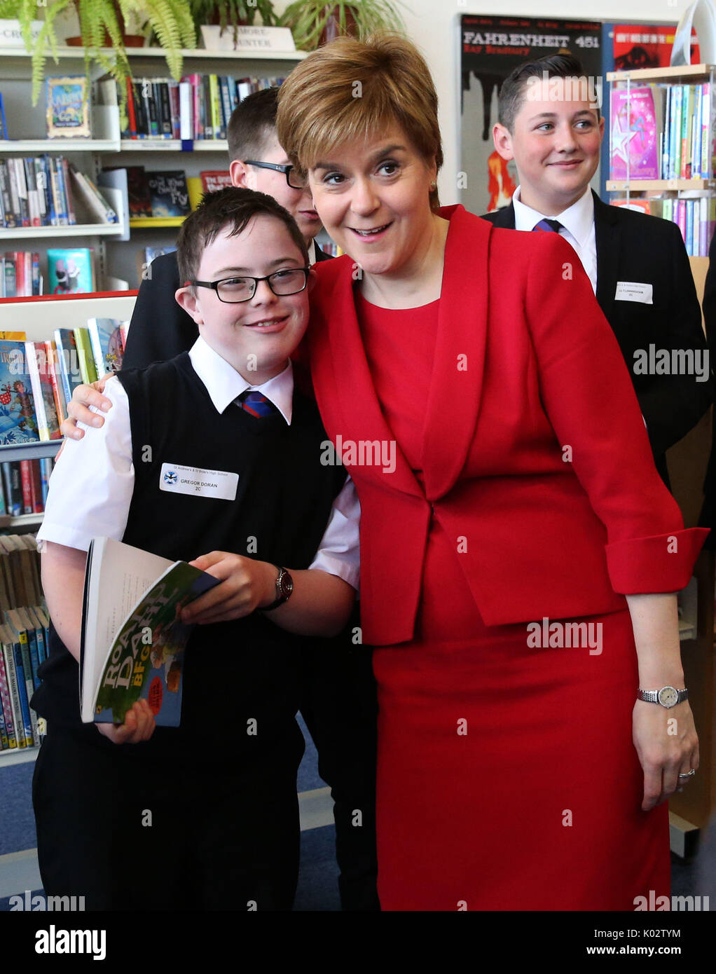 First year pupil hi-res stock photography and images - Alamy