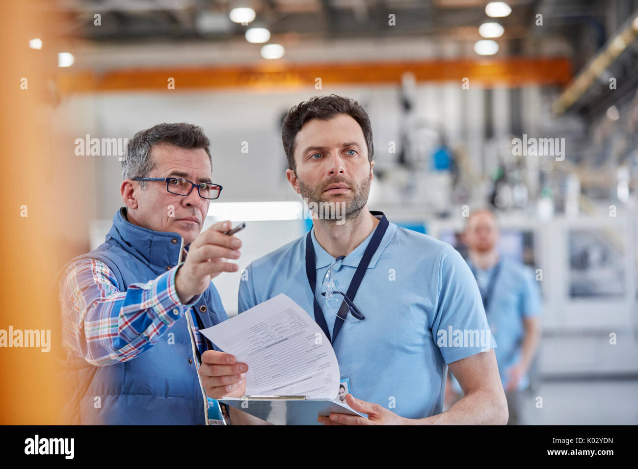 Blue collar worker supervisors hi-res stock photography and images - Alamy