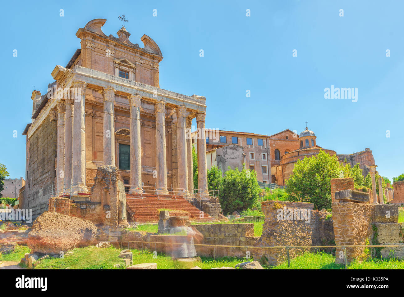 Basilica julia hi-res stock photography and images - Alamy