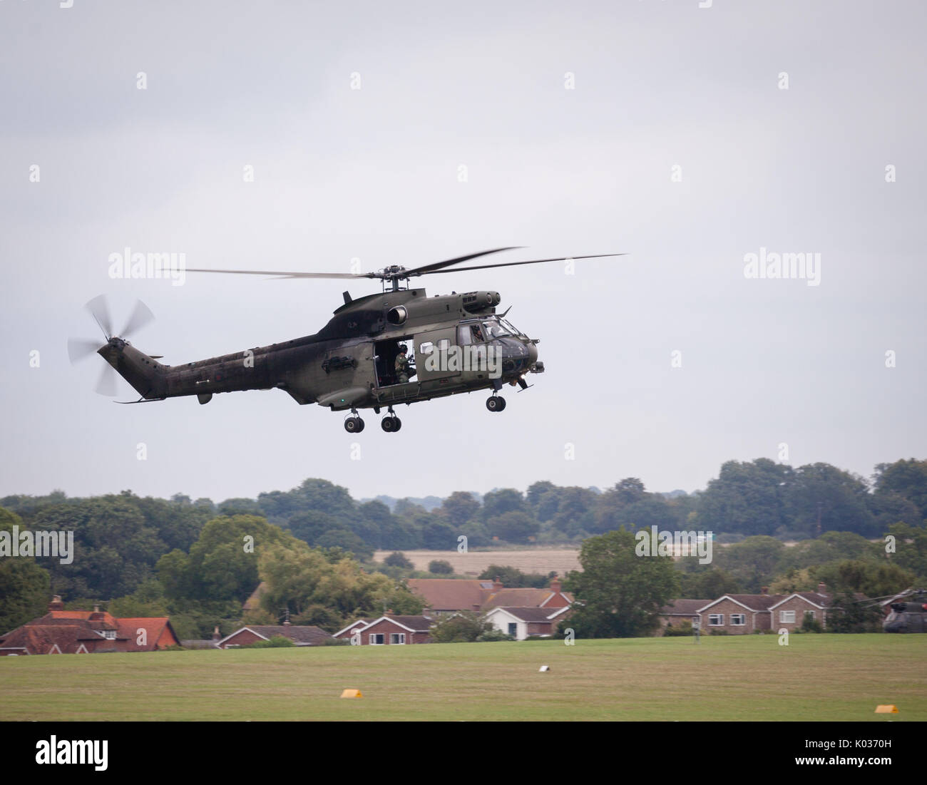 Puma helicopter hi-res stock photography and images - Alamy