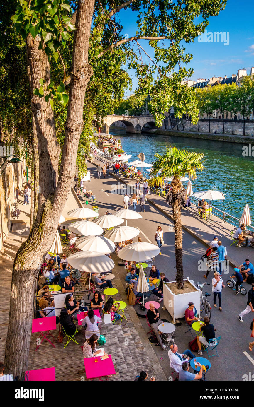 The Paris Plages is where locals and tourists go to enjoy summer by the ...