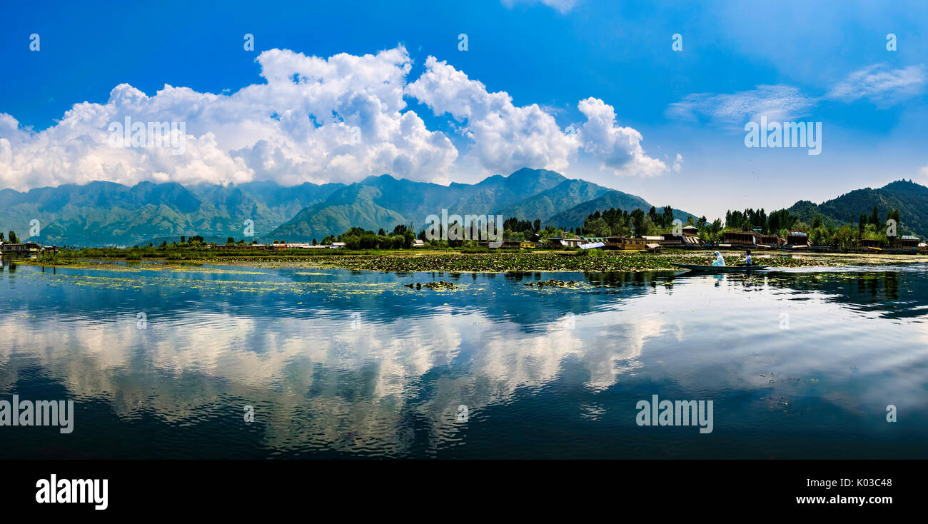 Kashmiri culture hi-res stock photography and images - Alamy