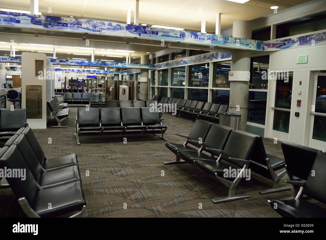 Miami international airport mia inside hi-res stock photography and ...