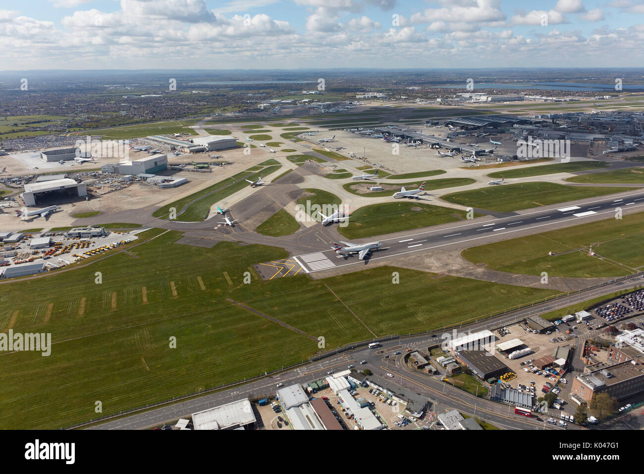 Heathrow airport aerial view hi-res stock photography and images - Alamy
