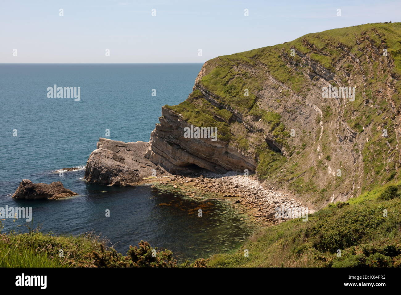 Smugglers cave chalk cliff hi-res stock photography and images - Alamy