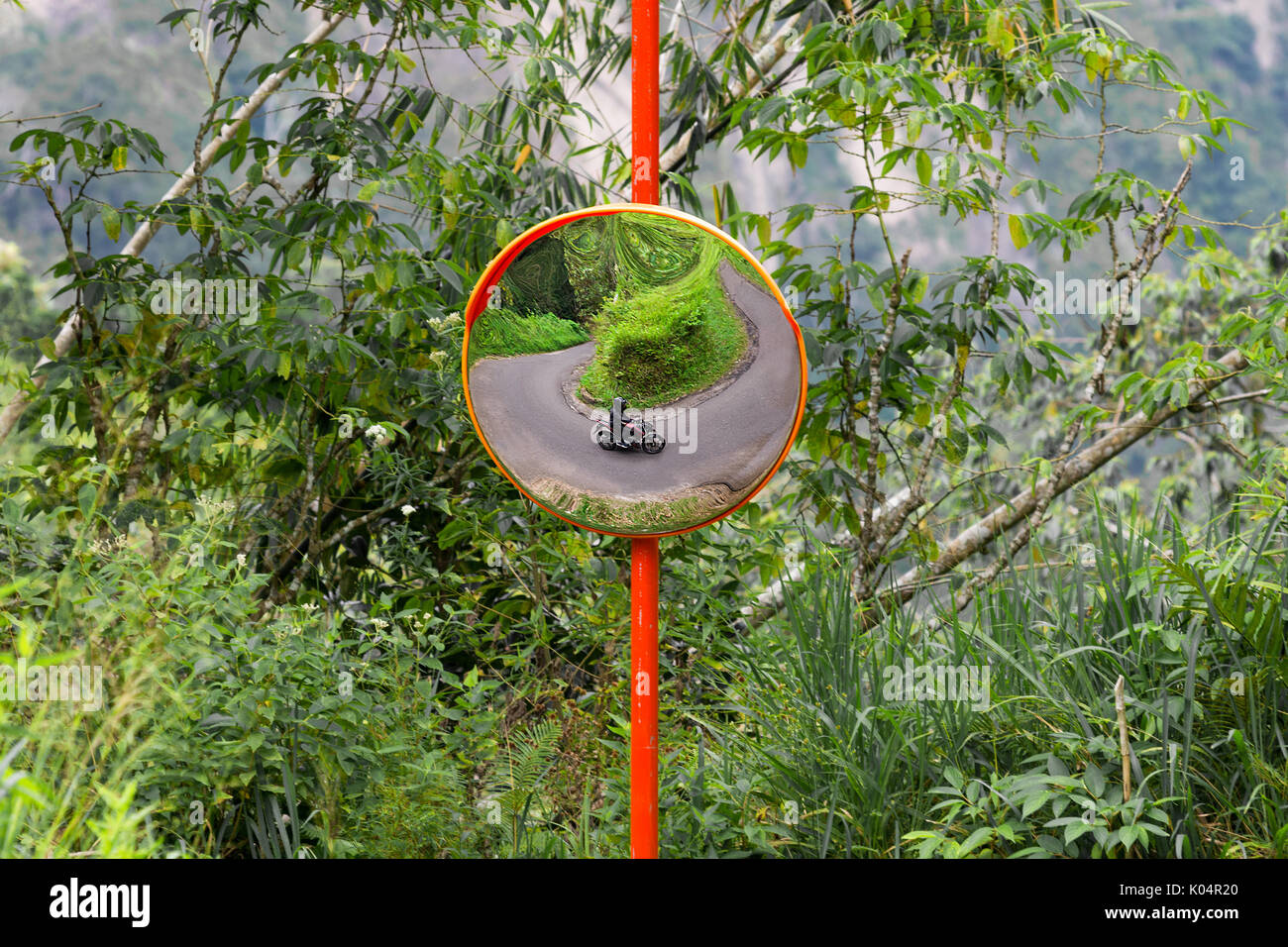 Blind road hi-res stock photography and images - Alamy