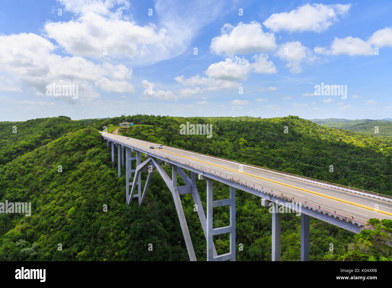 Puente de Bacunayagua Bridge, view from above to the highest bridge in ...
