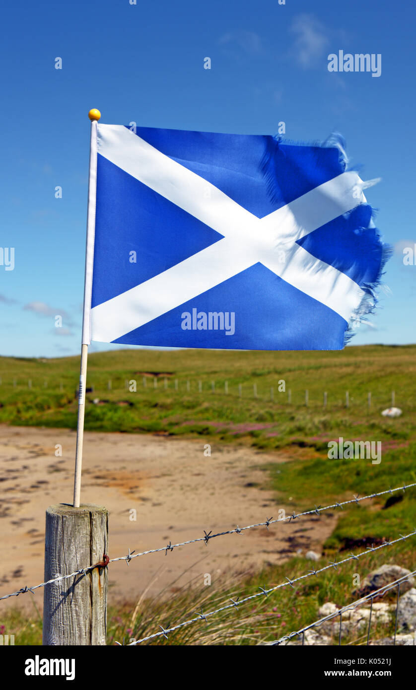 Saltire flag hi-res stock photography and images - Alamy
