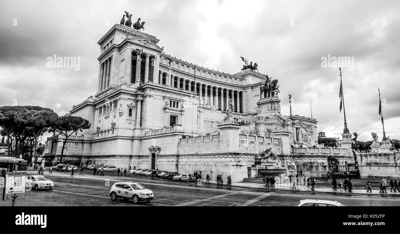 The National Monument Building in Rome - ROME / ITALY - NOVEMBER 6 ...
