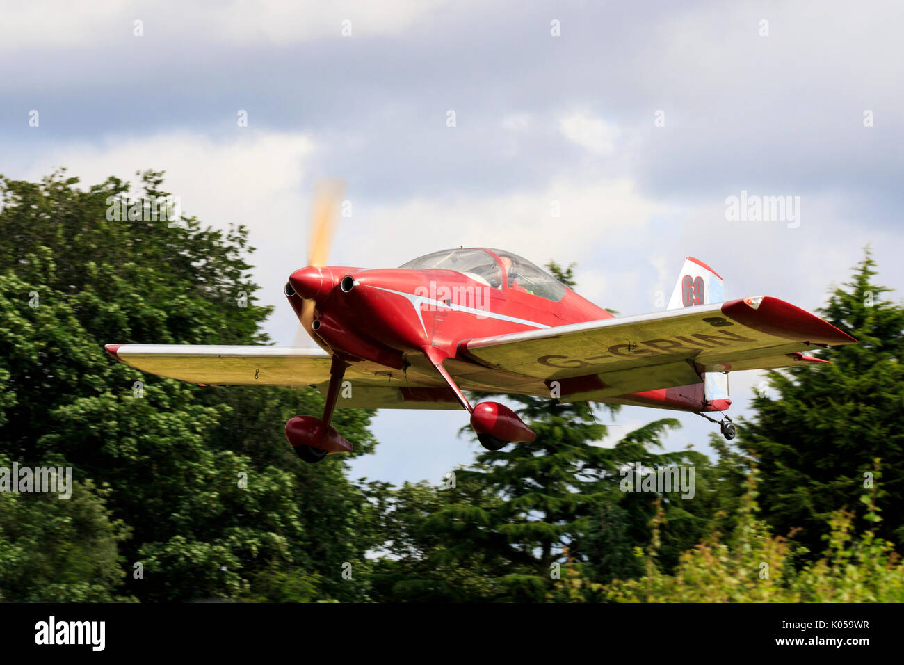 Grin low hi-res stock photography and images - Alamy