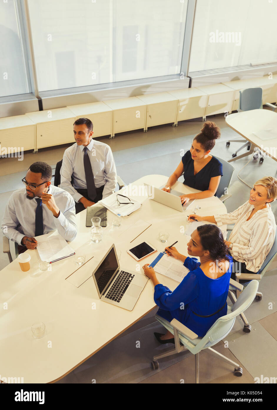 Mature indian business woman hi-res stock photography and images - Alamy