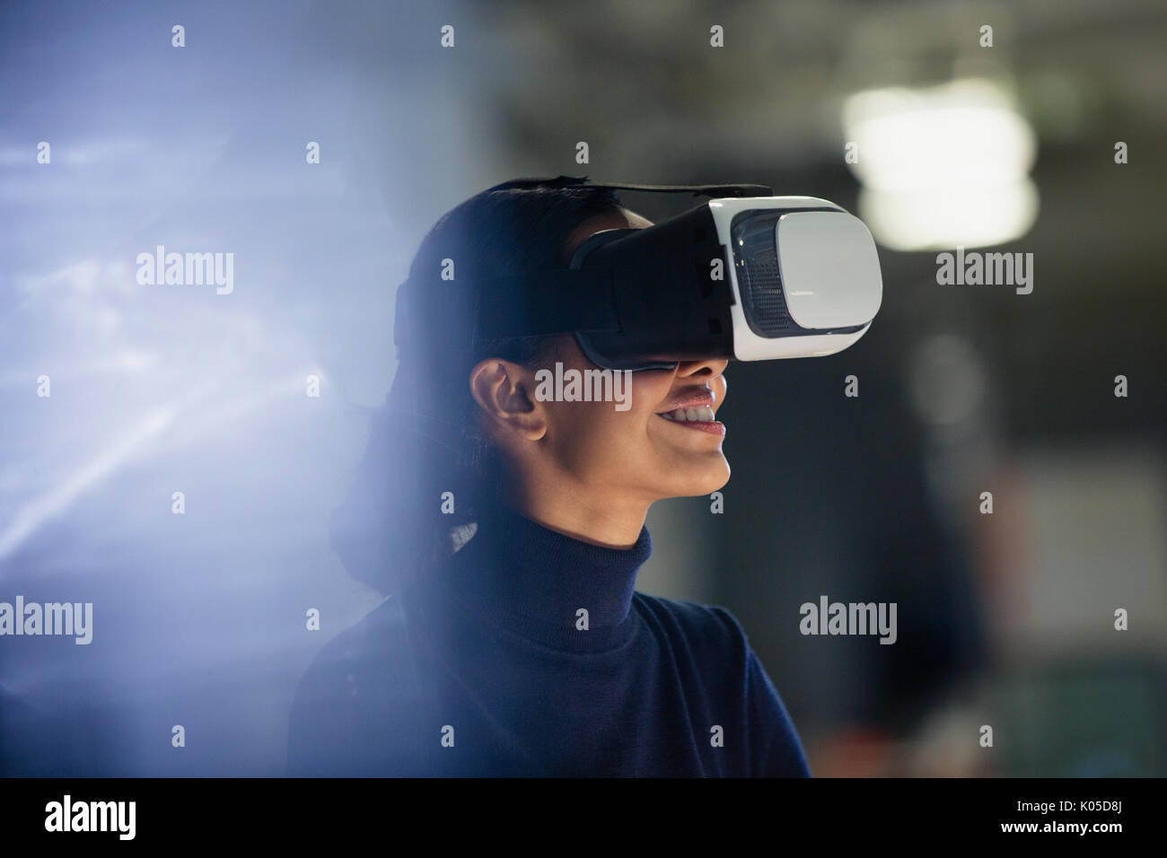 Virtual reality in workplace hi-res stock photography and images - Alamy