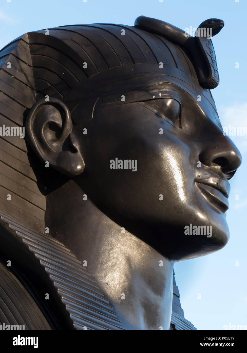 London sphinx hi-res stock photography and images - Alamy