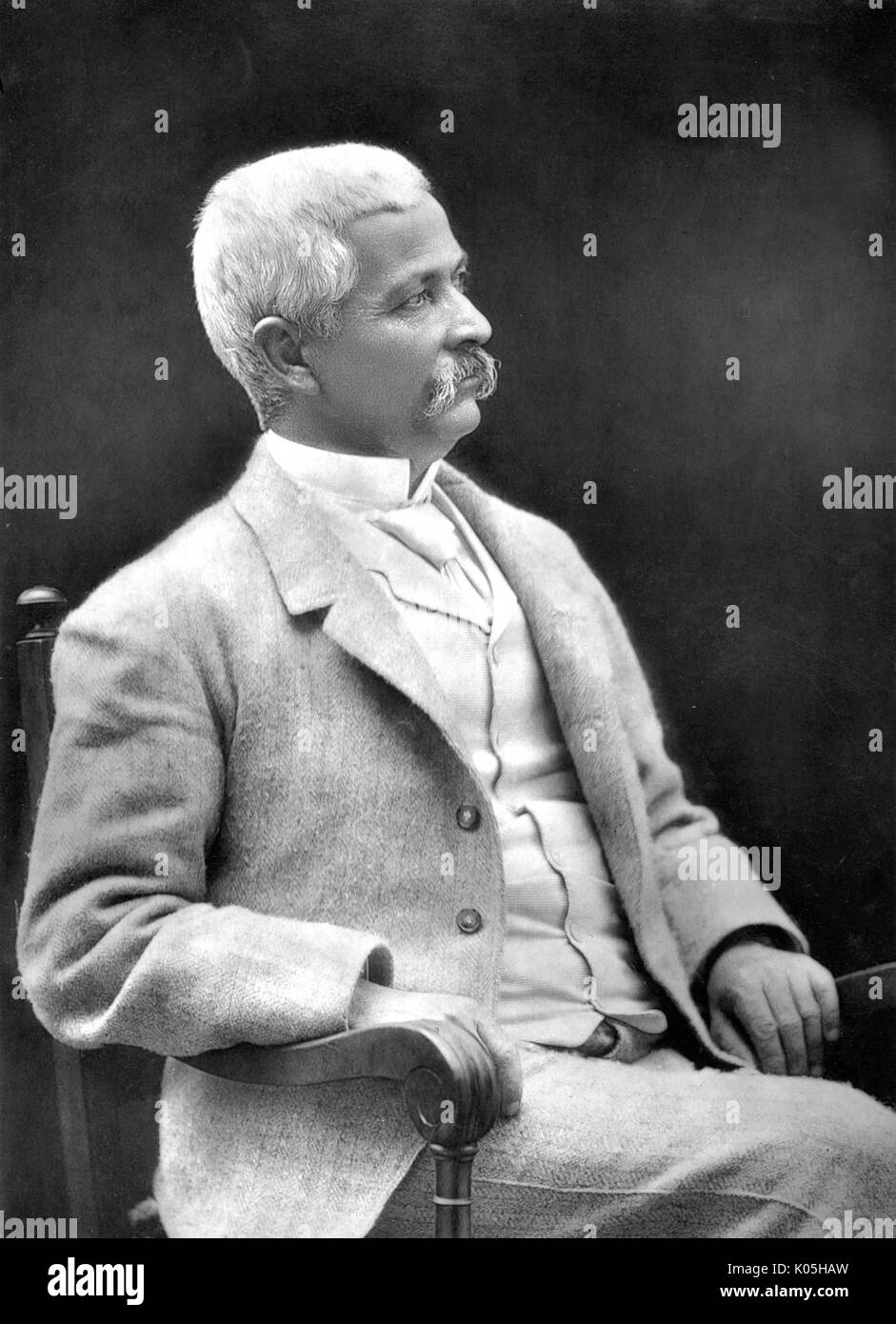 Victorian explorer hi-res stock photography and images - Alamy