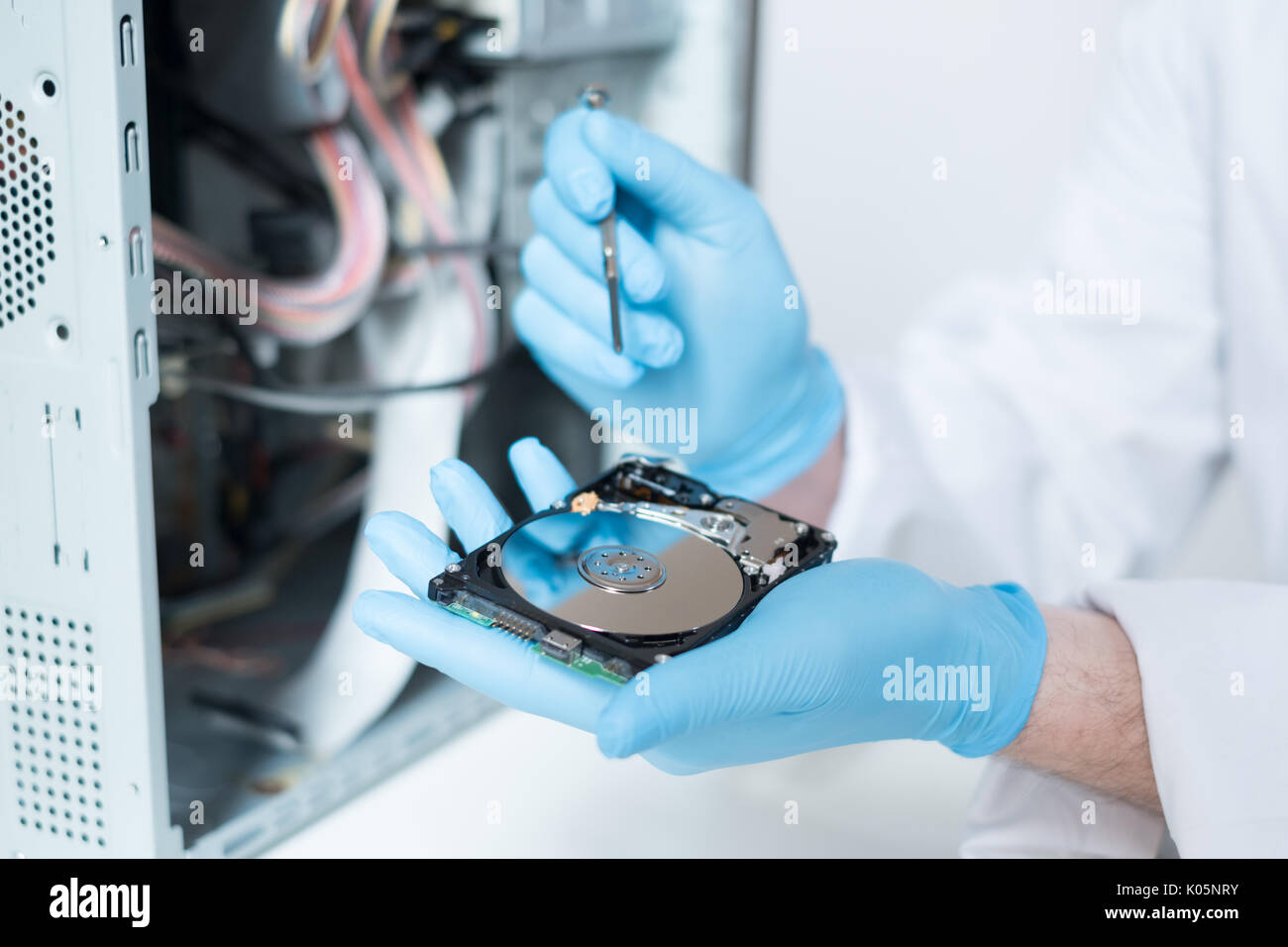 Working with data, science hi-res stock photography and images - Alamy