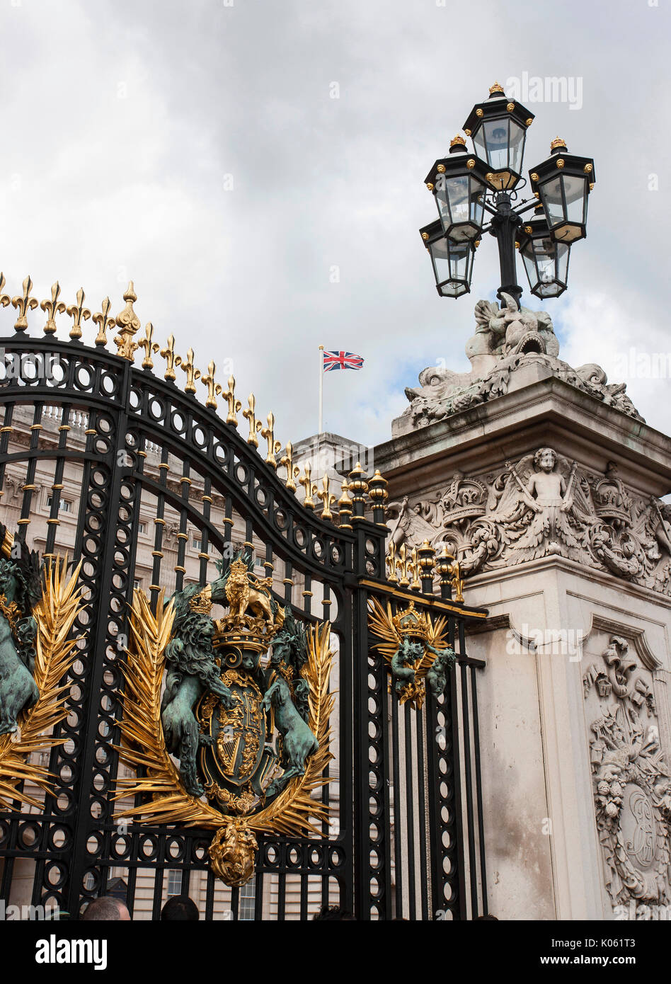 Wrought iron gates london hi-res stock photography and images - Alamy