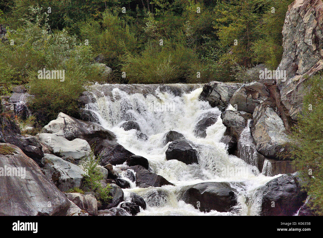 Rapid water flow hi-res stock photography and images - Alamy
