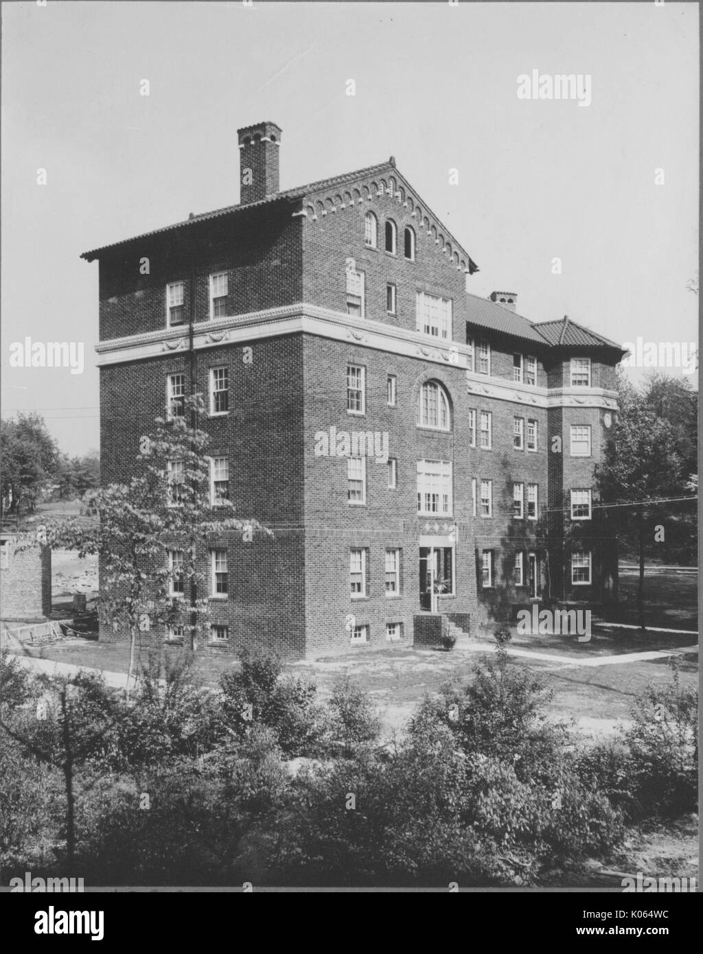 Old housing complex Black and White Stock Photos & Images - Alamy
