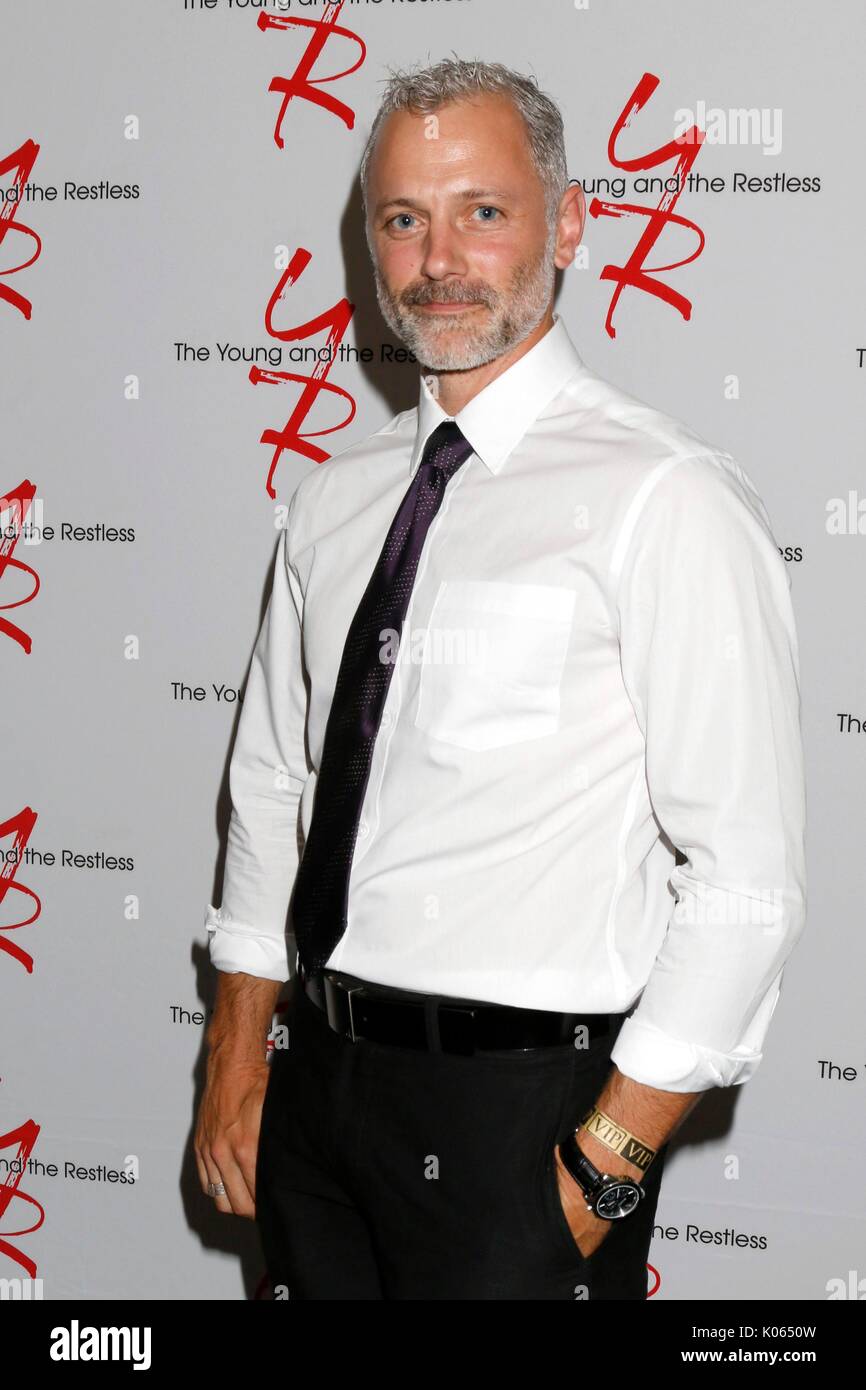 Young And Restless Fan Club Dinner Stock Photos & Young And Restless ...