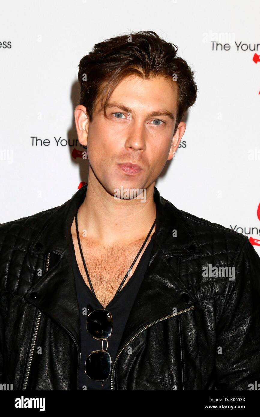 Young And Restless Fan Club Dinner Stock Photos & Young And Restless ...