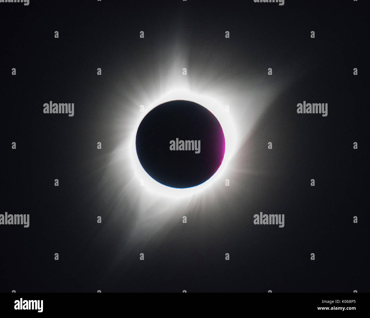 Idaho Falls, Utah, USA. 21st Aug, 2017. Full solar eclipse seen from ...