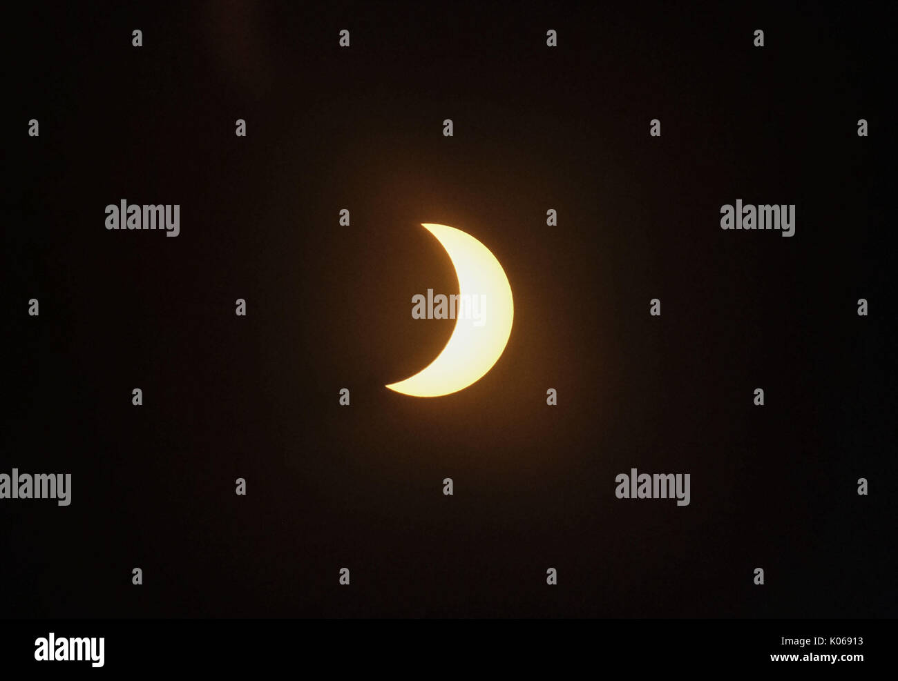 Partial solar eclipse california hi-res stock photography and images ...