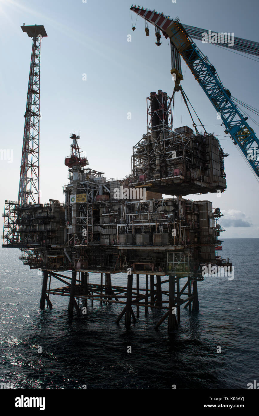 Module ship construction hi-res stock photography and images - Alamy