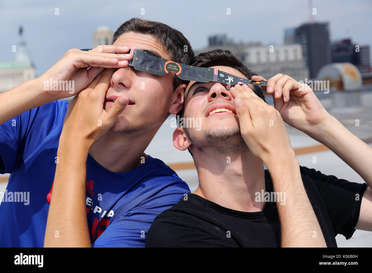 Philadelphia, PA, USA. 21st Aug, 2017. People pictured watching the ...