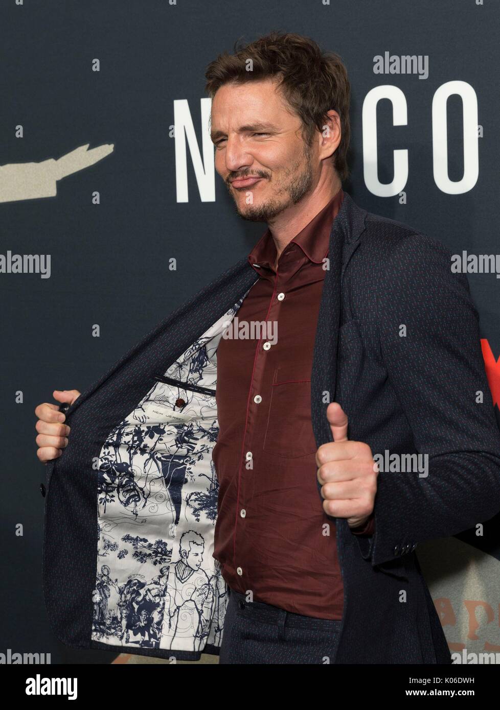 Pedro pascal narcos hi-res stock photography and images - Alamy