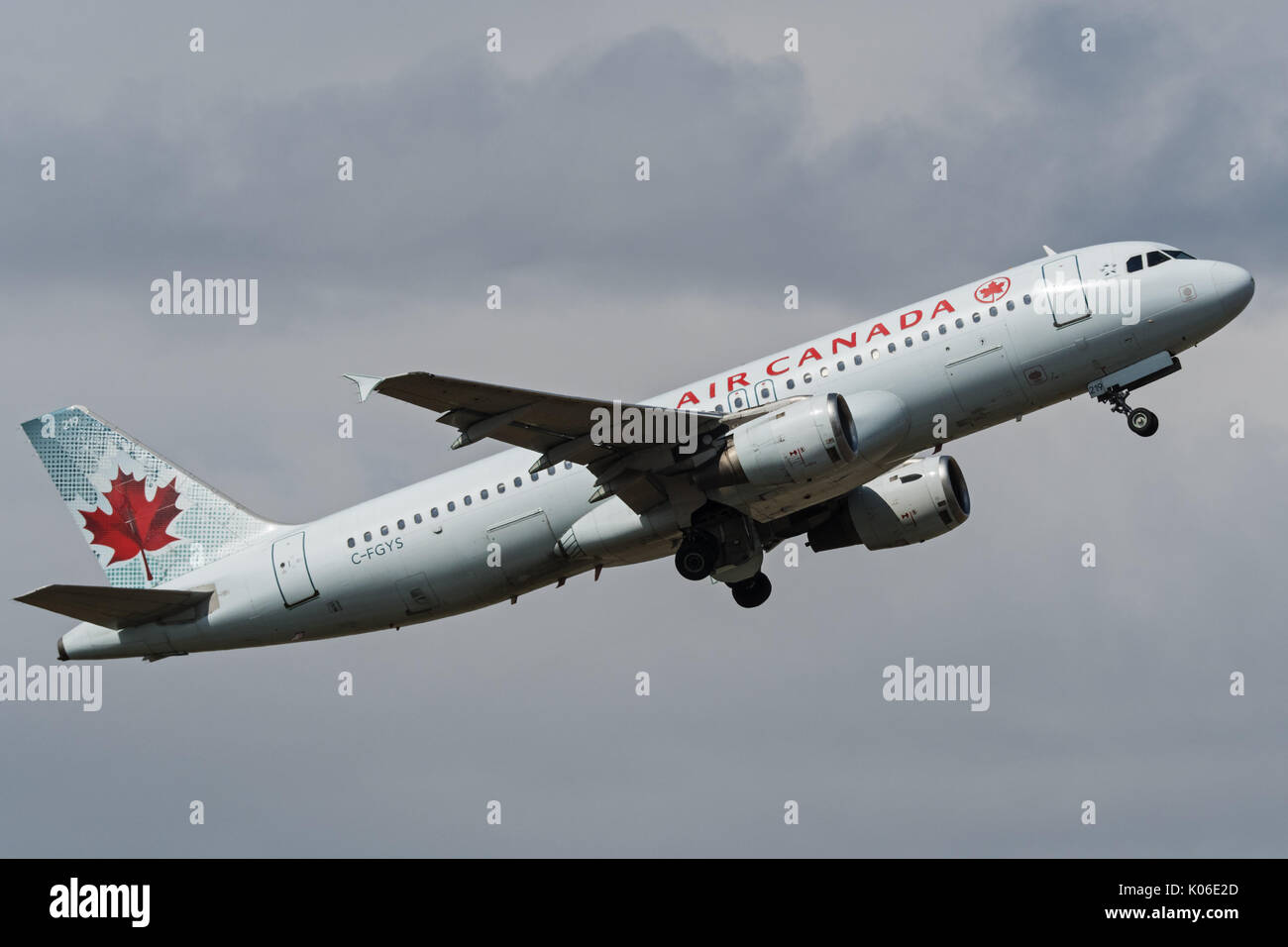 Air Canada Airbus A320 Jet High Resolution Stock Photography and Images ...