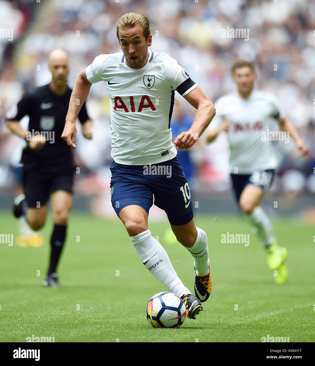HARRY KANE OF TOTTENHAM HOTSPU TOTTENHAM HOTSPUR V CHELSEA WEMBLEY ...