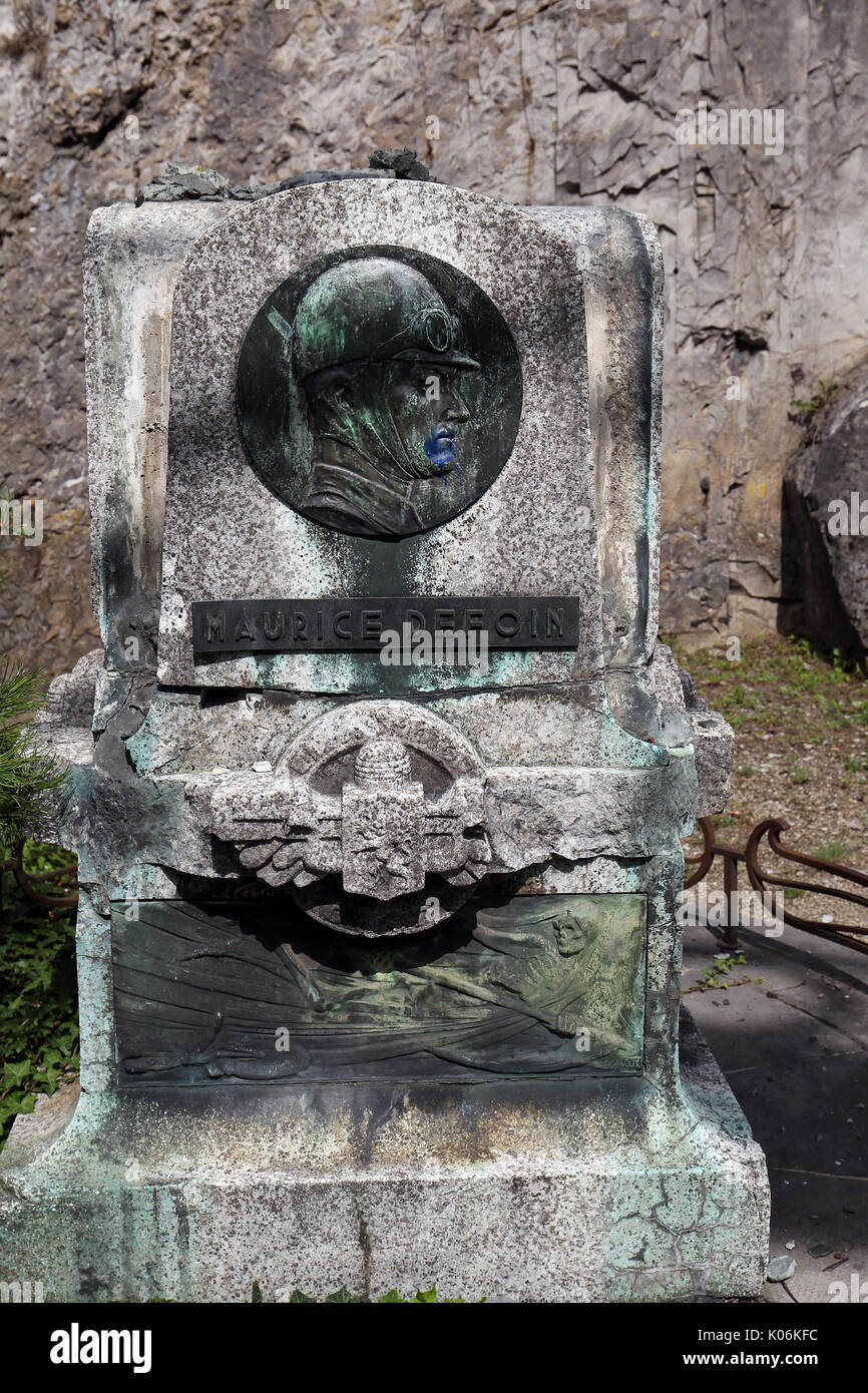 The Rocher Bayard. According to the legend, this peak would have been ...