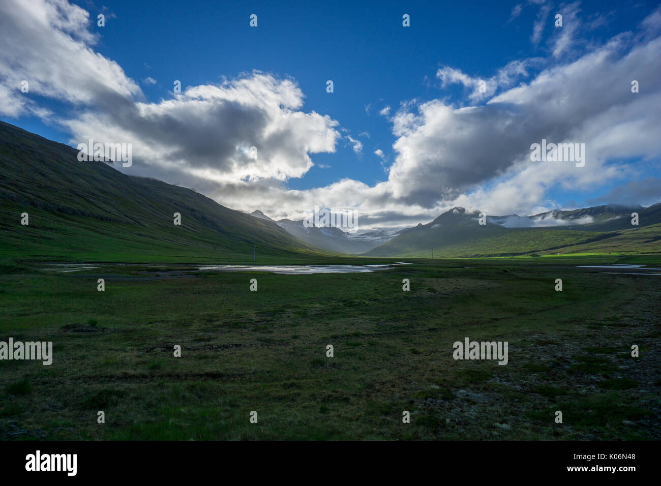 Magic valley hi-res stock photography and images - Alamy