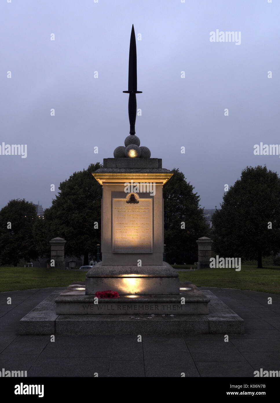 29 commando gunner memorial hi-res stock photography and images - Alamy